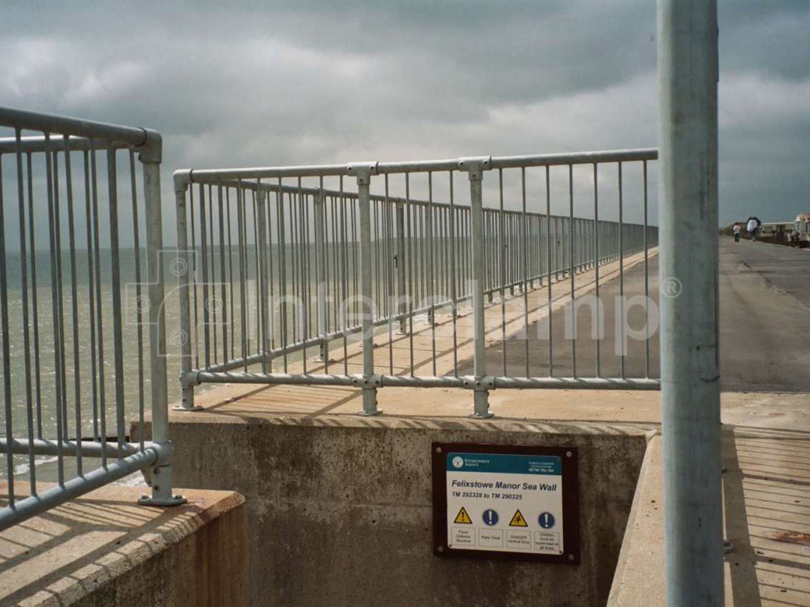Interclamp Pedestrian Balustrade Barriers