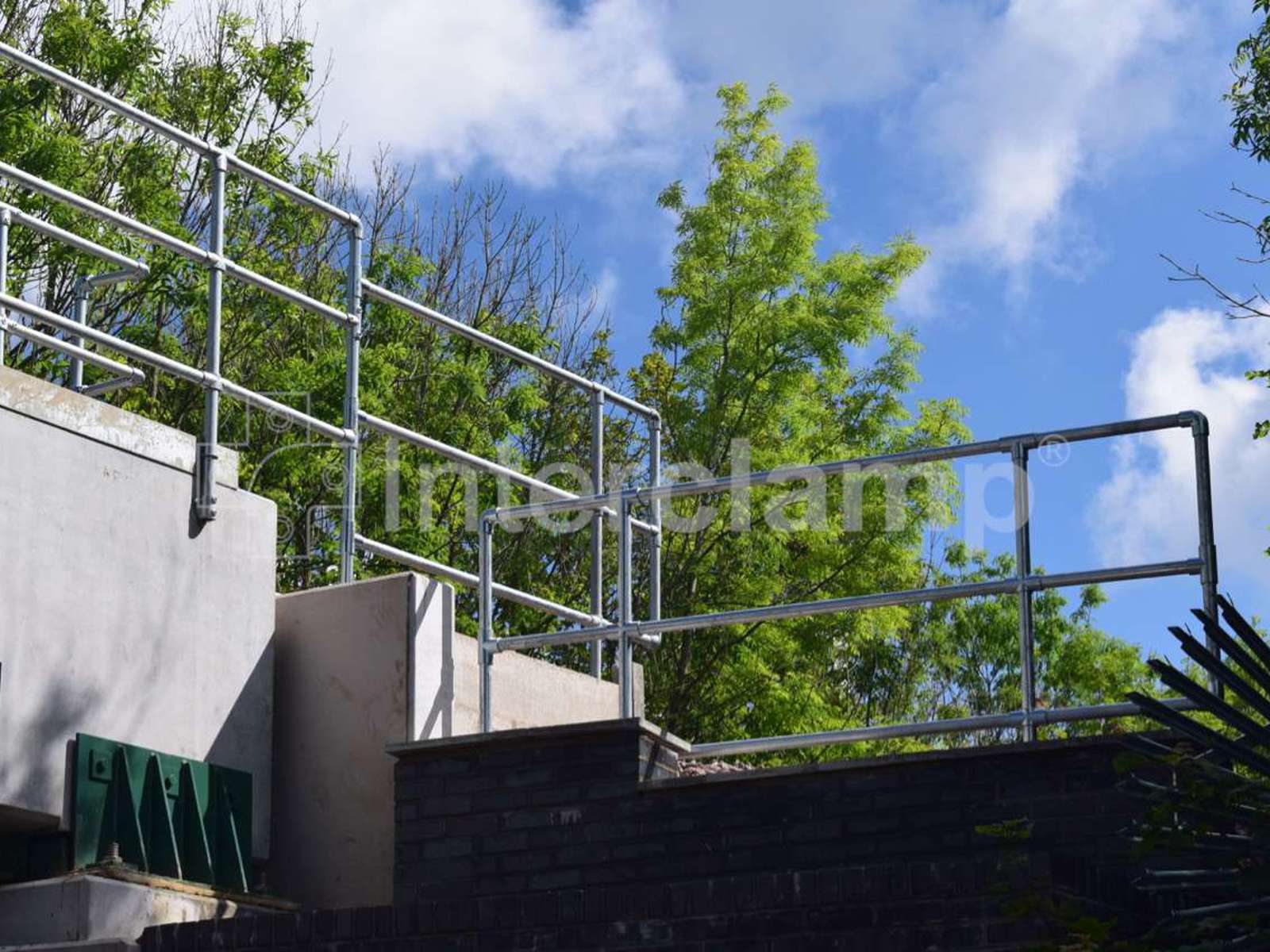 Interclamp Steel Balustrade Rail Bridge Guardrail