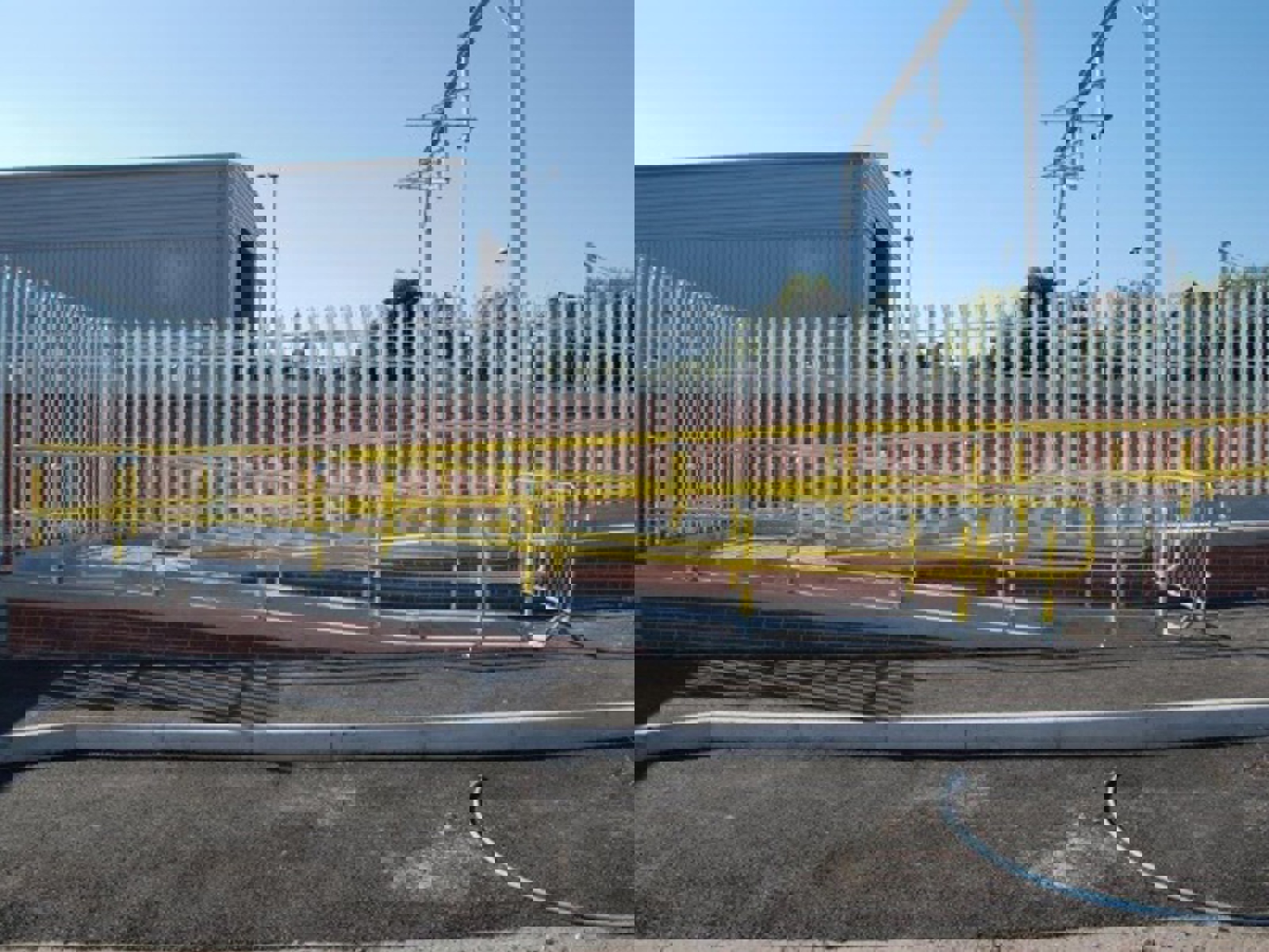 Interclamp DDA Railway Handrail Access Ramp