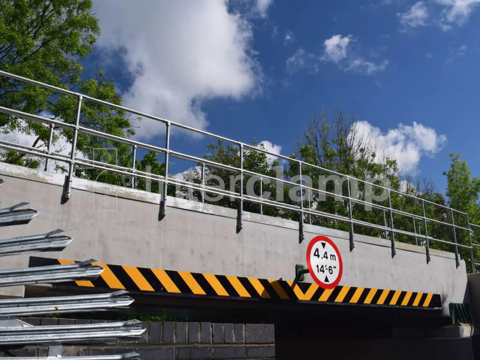 Interclamp Steel Balustrade Rail Bridge Guardrail