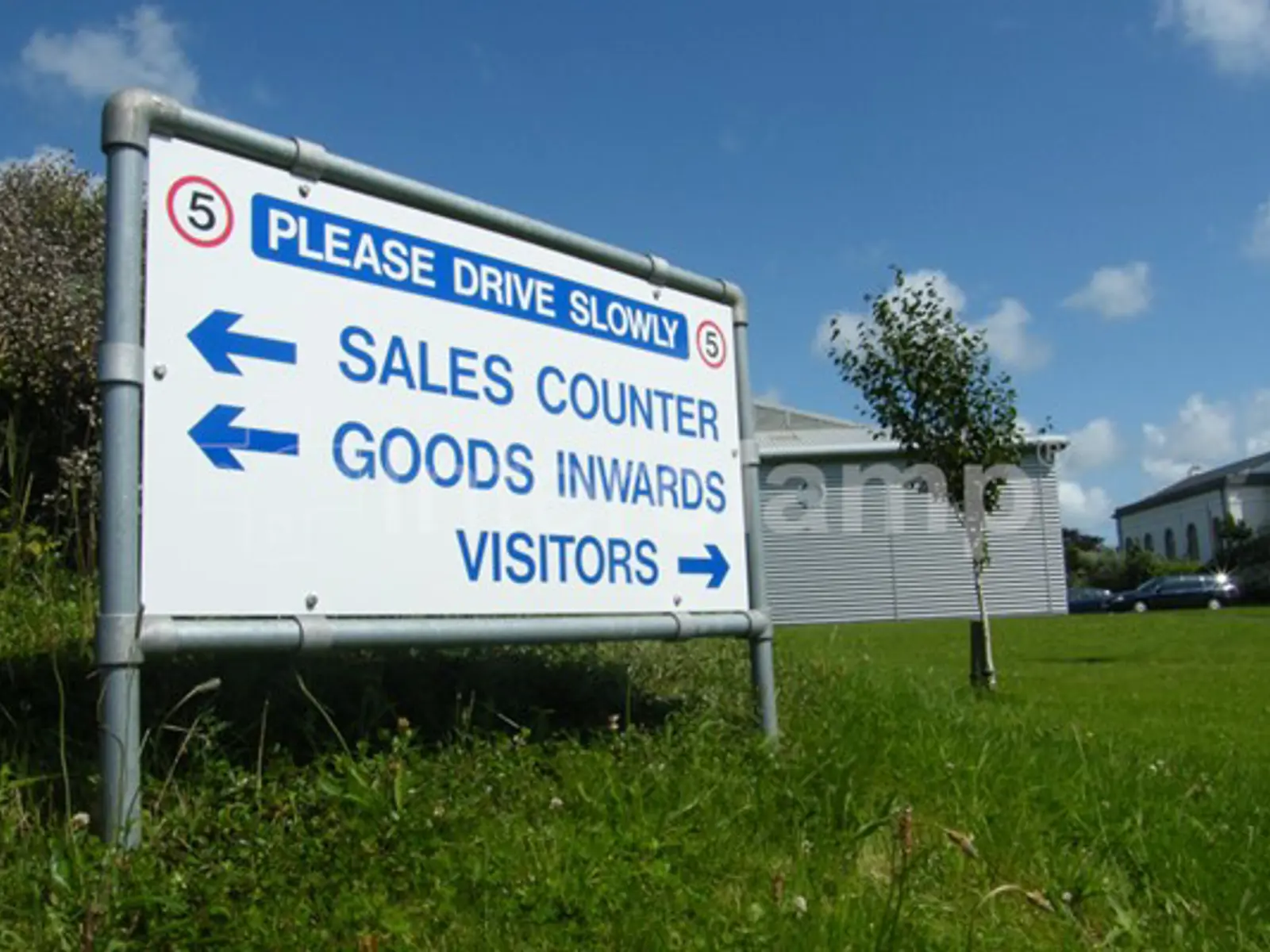 Interclamp Tube Clamp Signage and Banners